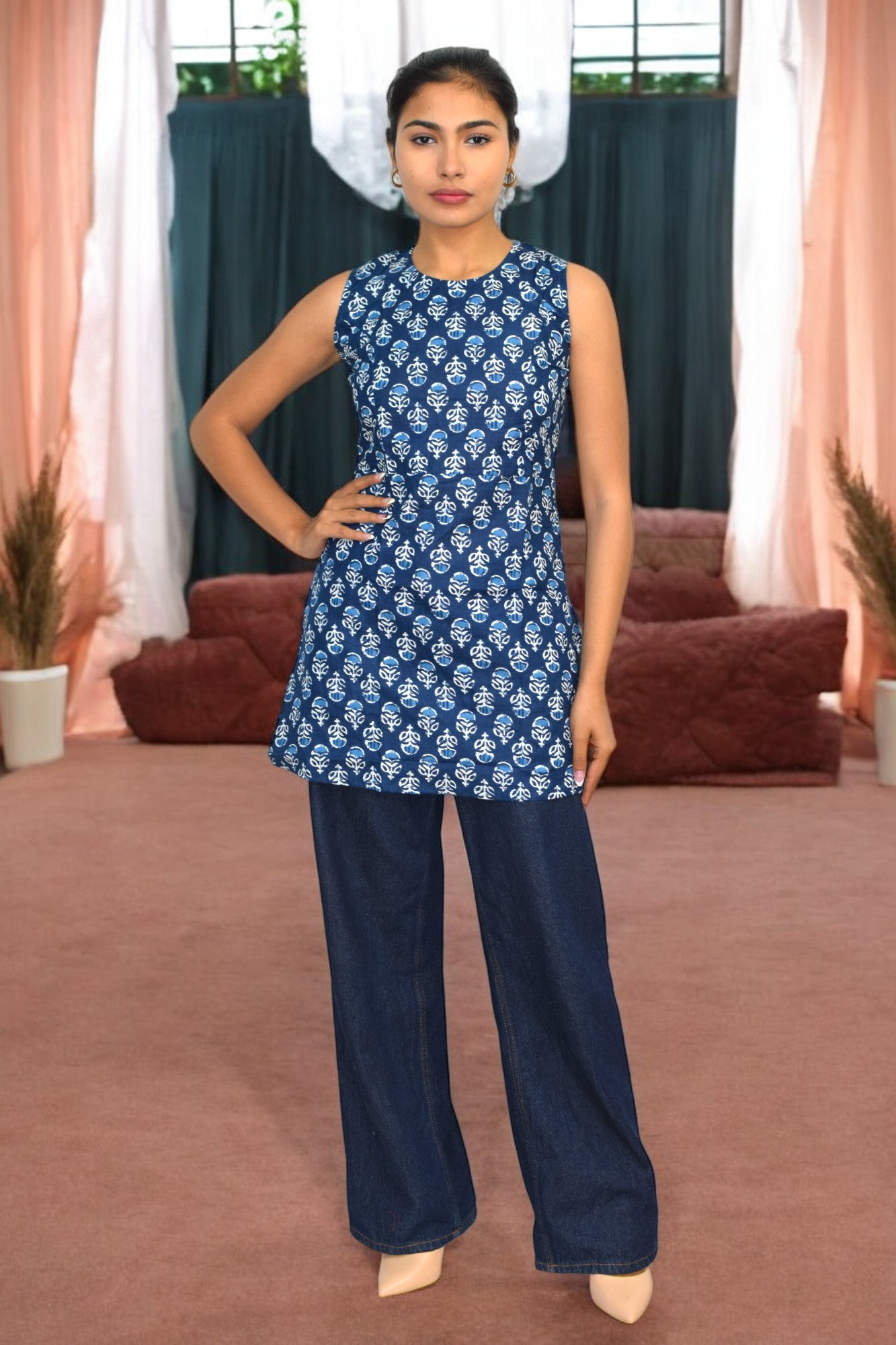 Small booti indigo backless short kurti – Jaipur Hand Block